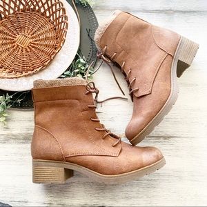 Universal Thread | Shoes | Universal Thread Lace Boots Sz 1 | Poshmark